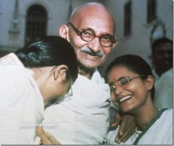 "MAHATMA GANDHI" - in his childhood Photos ~ Saranjkp